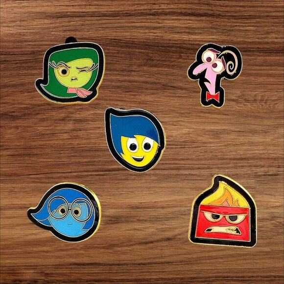 Disney | Accessories | 5 Inside Out Disney Parks Trading Pins Plus 2 ...